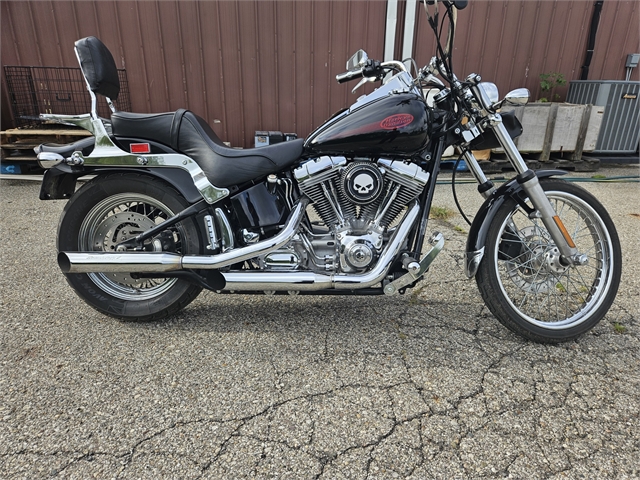 2002 Harley-Davidson FXST | Holeshot Harley-Davidson