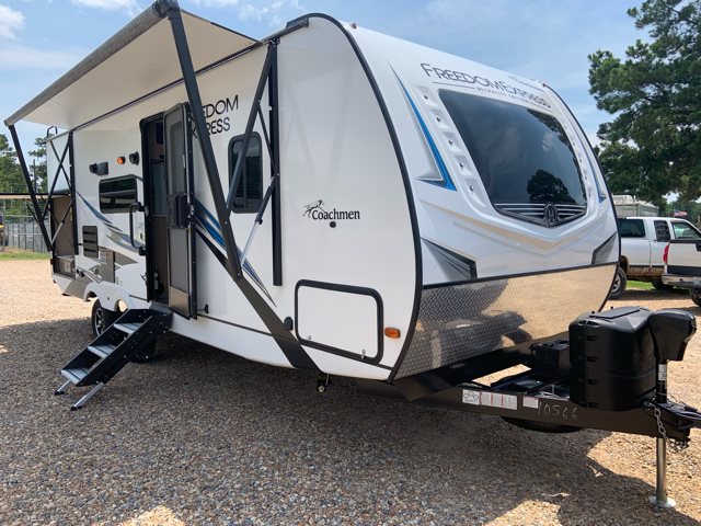 2020 Coachmen Freedom Express Ultra-Lite 248RBS | Campers RV Center
