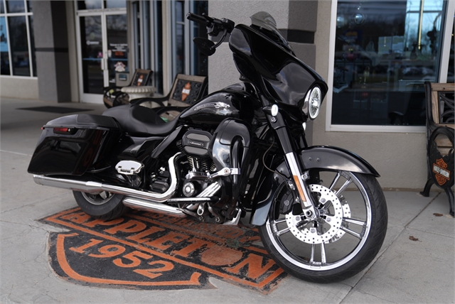 2016 Harley-Davidson Street Glide CVO | Appleton Harley-Davidson